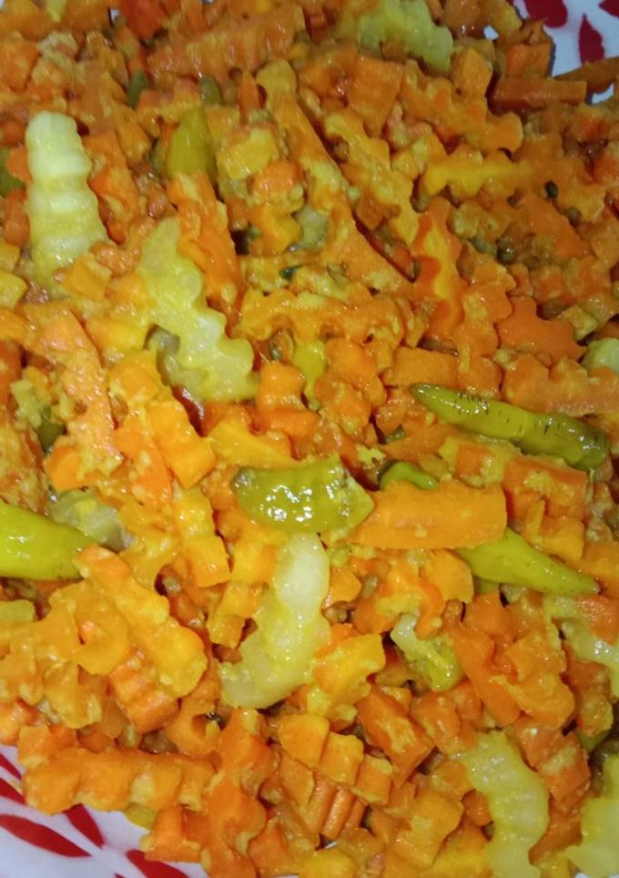 Resep Acar kuning timun dan wortel oleh Desy Ana - Cookpad