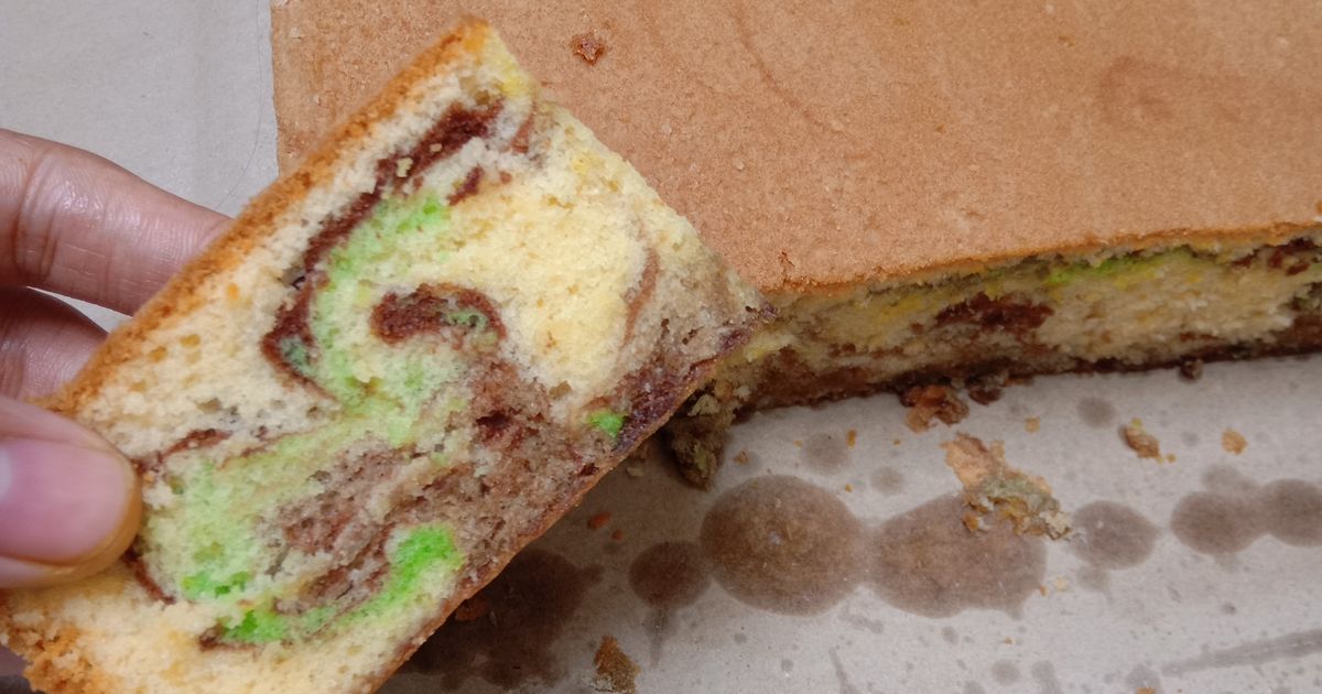 Resep Marble Cake 4 Telur Lembut Moist oleh Suryani - Cookpad