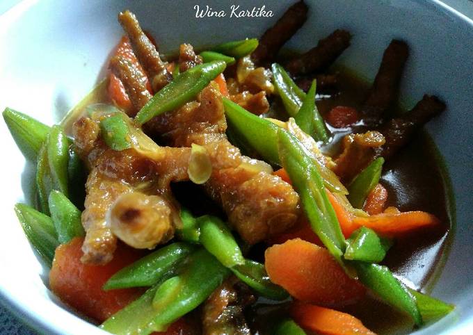 Resep Ceker Goreng Bumbu Kecap oleh Wina Kartika - Cookpad