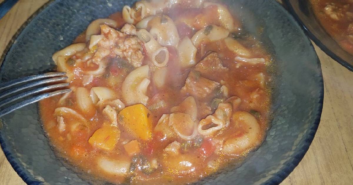 Guiso de fideos codito con carne calabaza y chorizo Receta de georgina ...