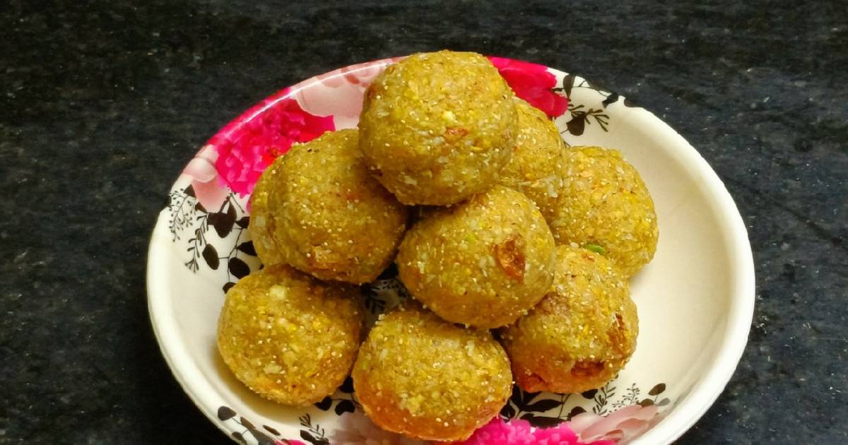 शुगरफ्री डिंक लाडू (sugar free dink laddu recipe in marathi) रेसिपी ...