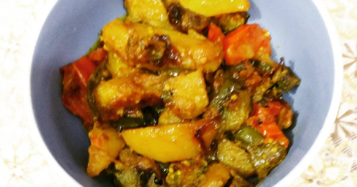 Potato Eggplant Dry or Baingan Aloo Sookha Recipe by rama - Cookpad