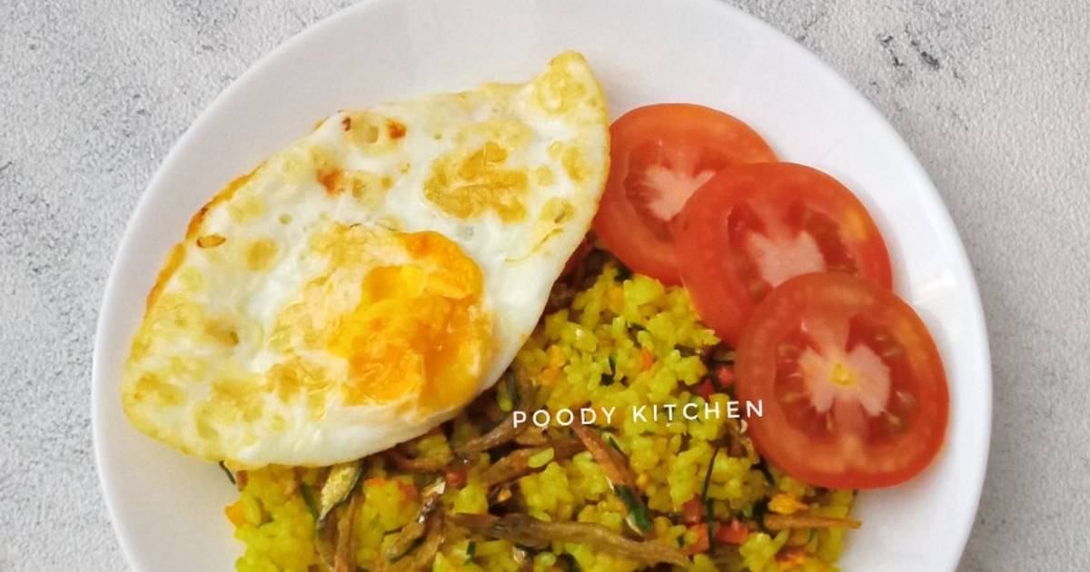 Resep Nasi Goreng Kunyit oleh Pujani Handayani - Cookpad
