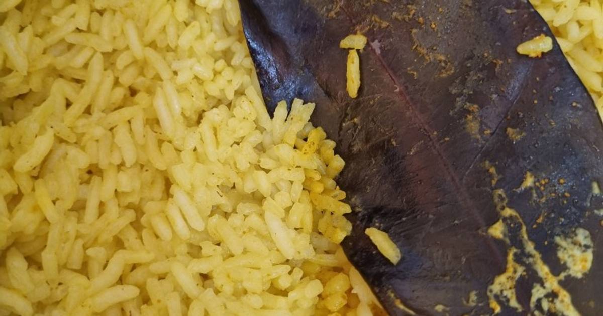 Resep Nasi kuning magic com oleh Kartika Merliana - Cookpad