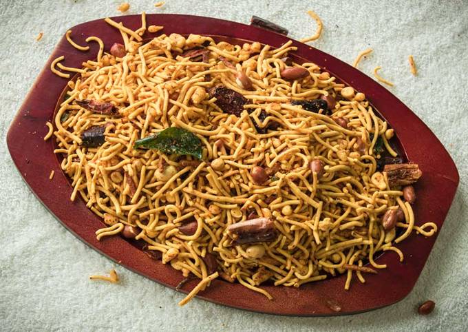 Kerala mixture Recipe by Aswani Vishnuprasad - Cookpad