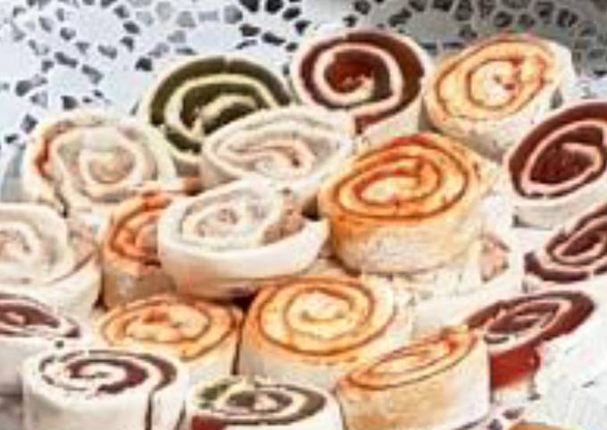 Rollito de canapé de pan bimbo de Philadelphia y membrillo Receta de ...