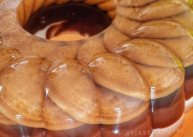 Resep Puding Lapis Regal oleh Tiasekaputri - Cookpad