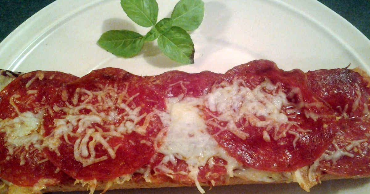 Garlic Loaf Pepperoni Pizza Recipe By Pixiewraith