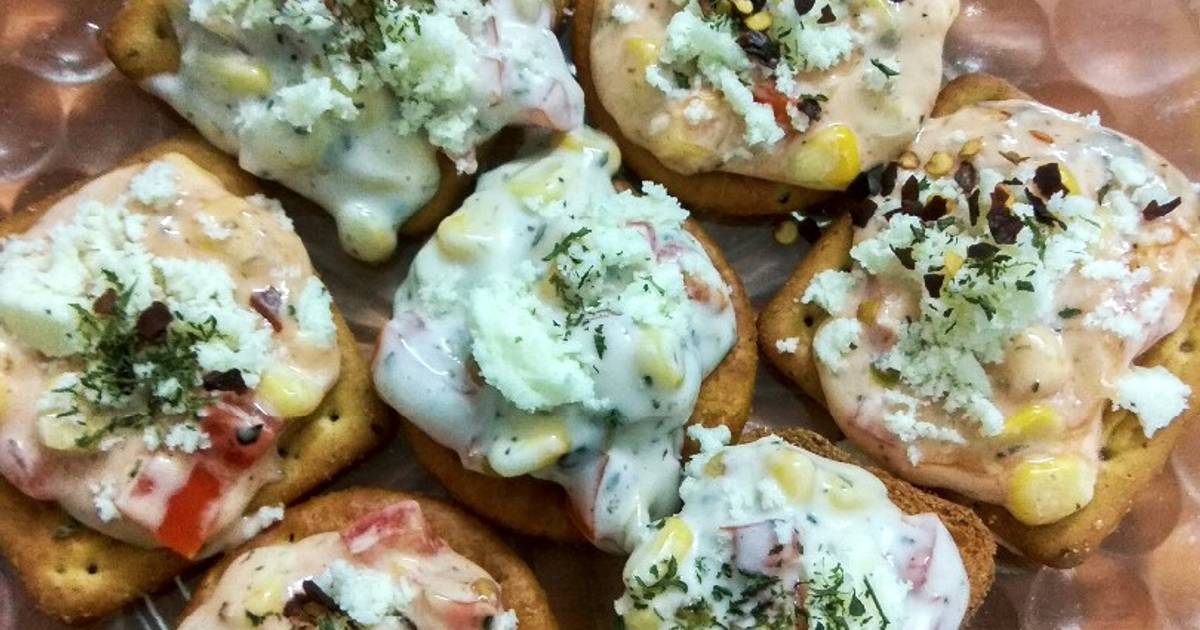 Mayo topped tangy and sweet biscuits Recipe by Soumi Banerjee - Cookpad