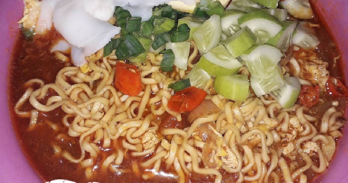Resep Mie ramen kari ala indonesia oleh Aah Rohimatul Barokah - Cookpad