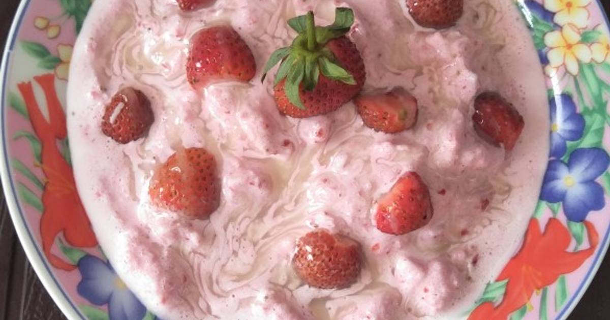 Resep Stroberi Simpel Dessert oleh Yuyun - Cookpad