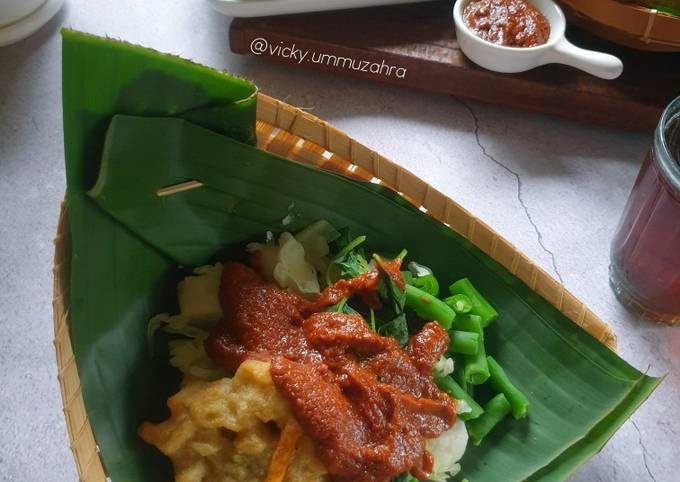 Resep Tepo Pecel Pincuk oleh Vicky Ummu Zahra - Cookpad