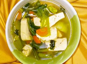 Resep sup tahu putih pokcoy rumahan enak dan mudah - Cookpad