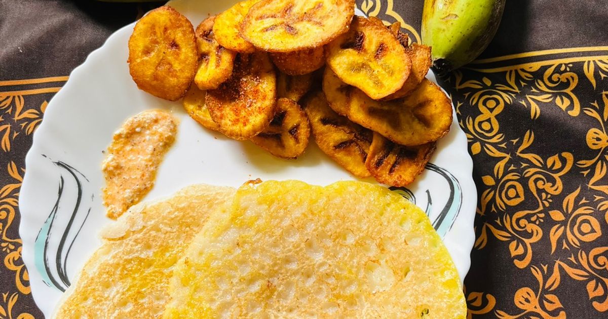Kacha Kela Masala Fry, Bhaji With Mini Rava Dosa With Peanut Chatani ...