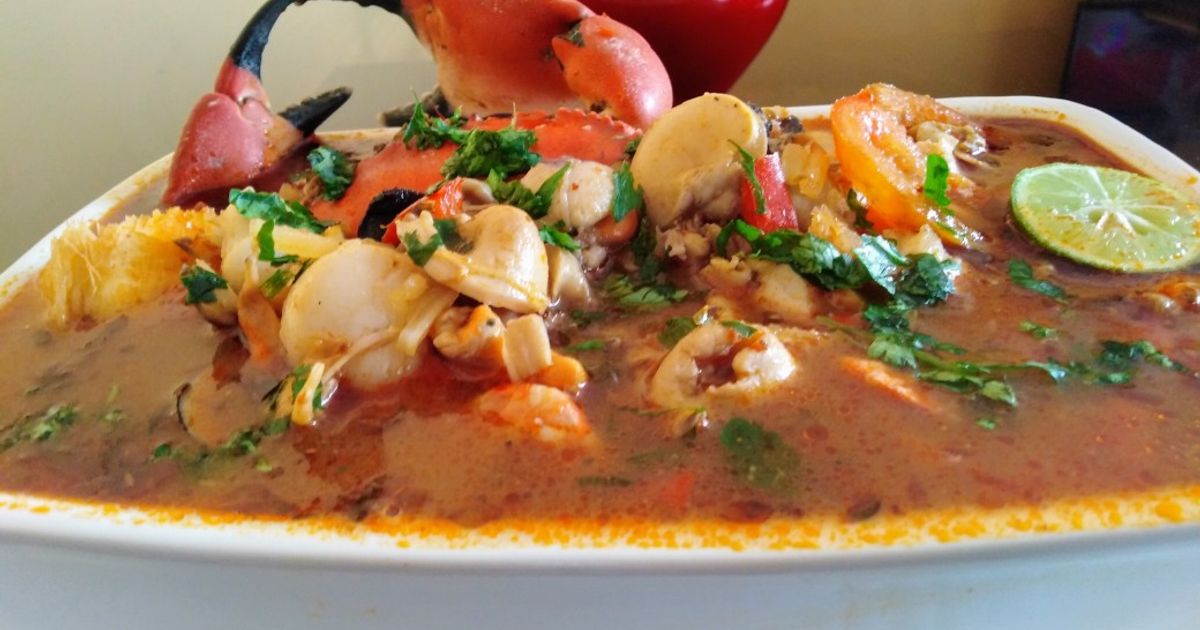 Parihuela De Mariscos Receta de Lily Correa - Cookpad