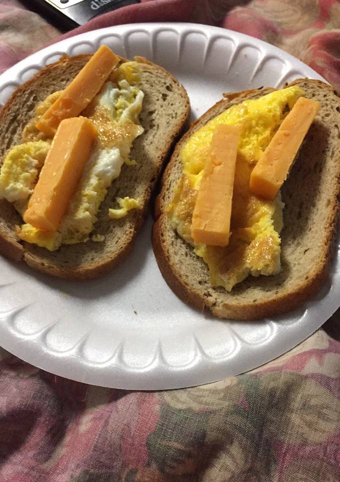 Cheese Over Egg On Rye Recipe by Courtney Michaelides - Cookpad