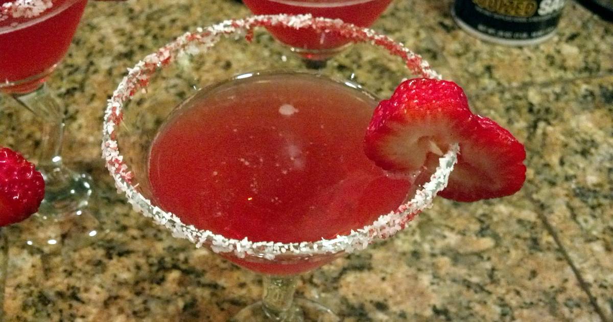 "Merry Me" Margarita Recipe by jessemoshin - Cookpad