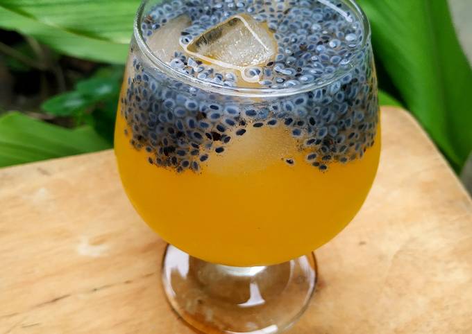 Resep Es Jeruk Selasih Segar oleh Hayati MS - Cookpad