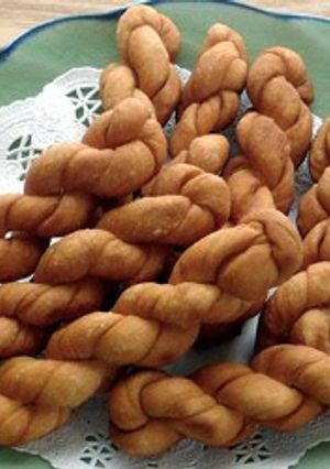 Mahua: Twisty Chinese Fried Snacks Recipe by cookpad.japan