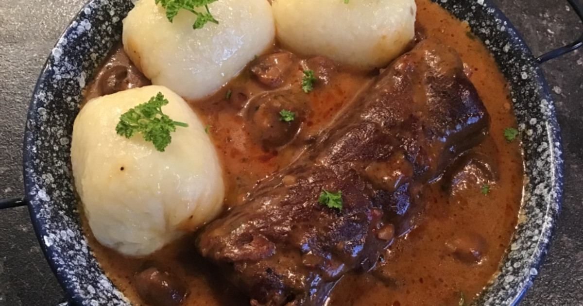 4 egyszerű és finom gombás marhacomb recept - Cookpad receptek