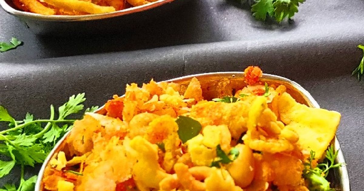 Jhatpat Poha Recipe by Suchitra S(Radhika S) - Cookpad