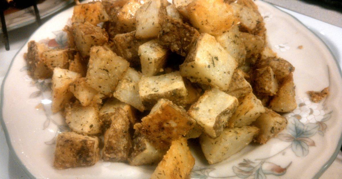 Crispy Roasted Potatoes Recipe by NCCook - Cookpad