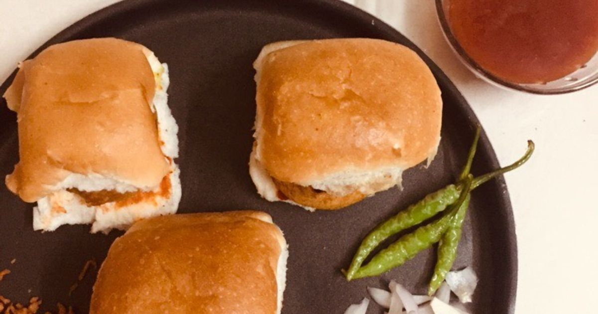 Vada Pav Recipe by Drashti geriya - Cookpad