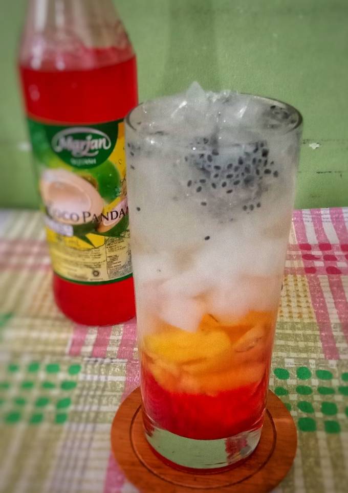 Resep Es Setup nanas Coco pandan oleh Roro Yulia - Cookpad