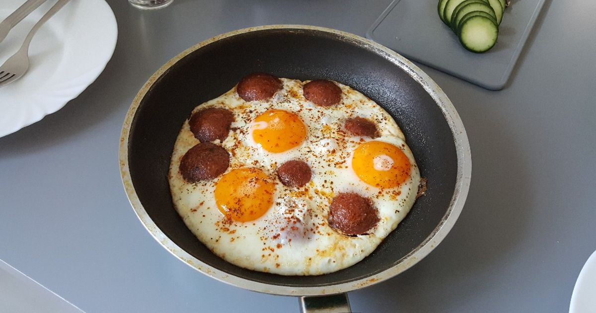 Resep Sucuk Yumurta (Telur Dan Sosis Khas Turki) oleh Dapur Mala - Cookpad