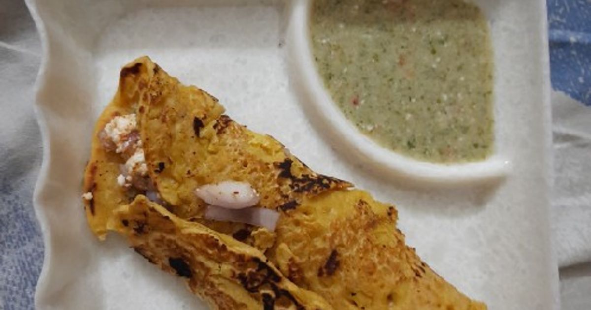 Besan Chilla Roll Recipe by shubham lalit - Cookpad
