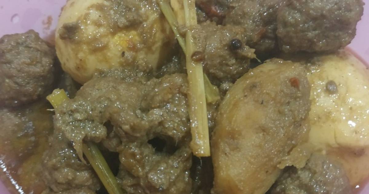 Resep Bola Bola Semur Daging oleh Regi Friandhini - Cookpad