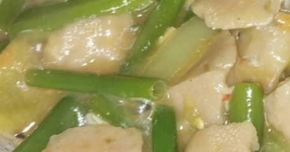 Resep Sayur Bunga Daun Bawang Bakso Sederhana Aini'Cooking oleh Aini ...