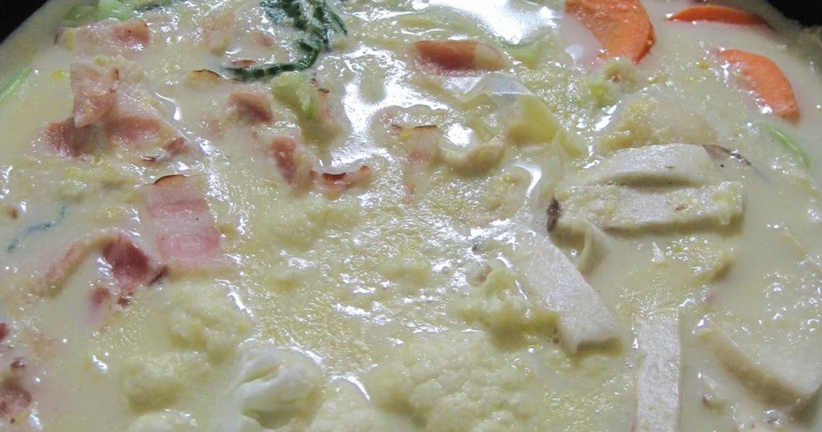 Explore delicious bacon hot pot recipes for cozy nights