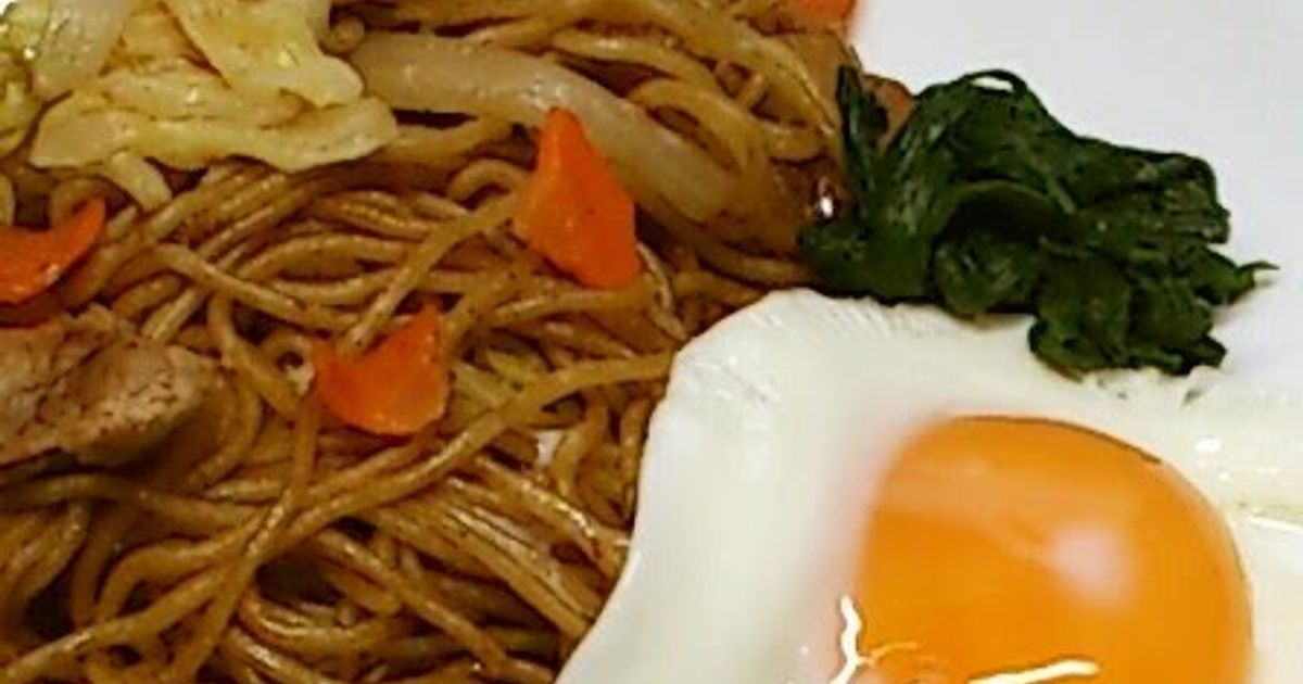 Super Easy Tips For Store Bought Instant Yakisoba Recipe by cookpad.japan