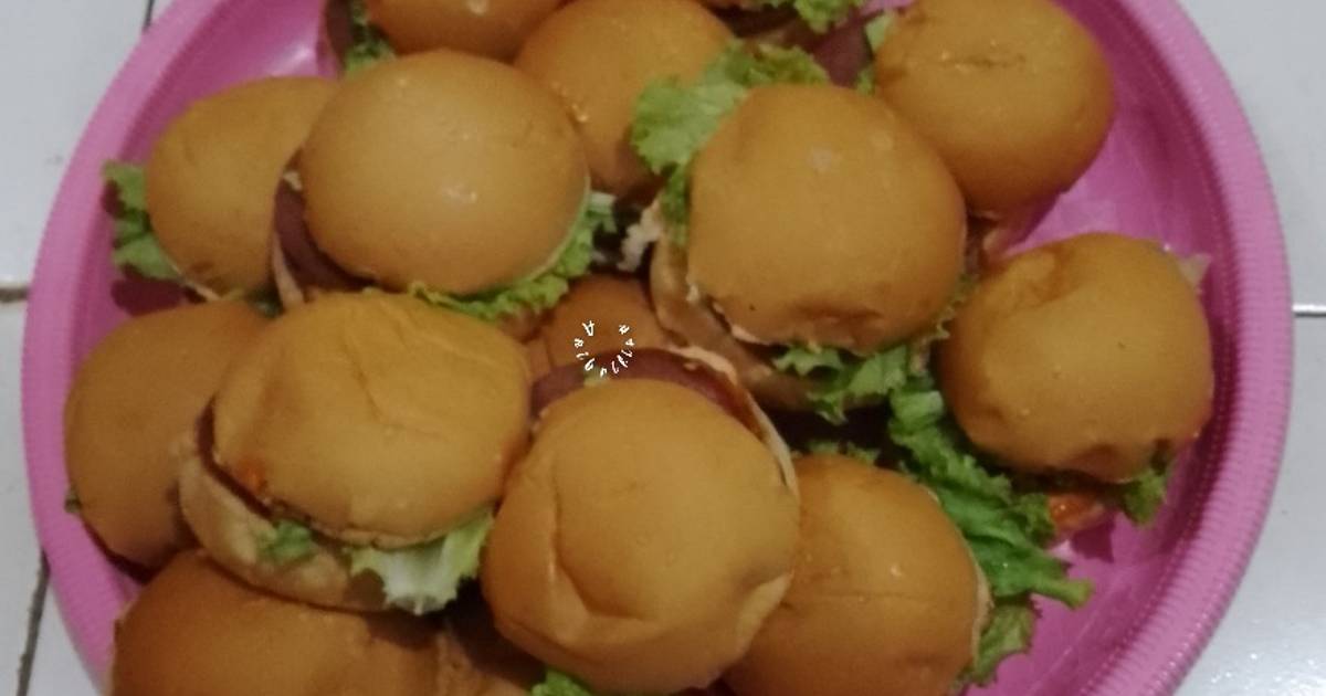 Resep Burger homemade oleh Ani Brilian - Cookpad