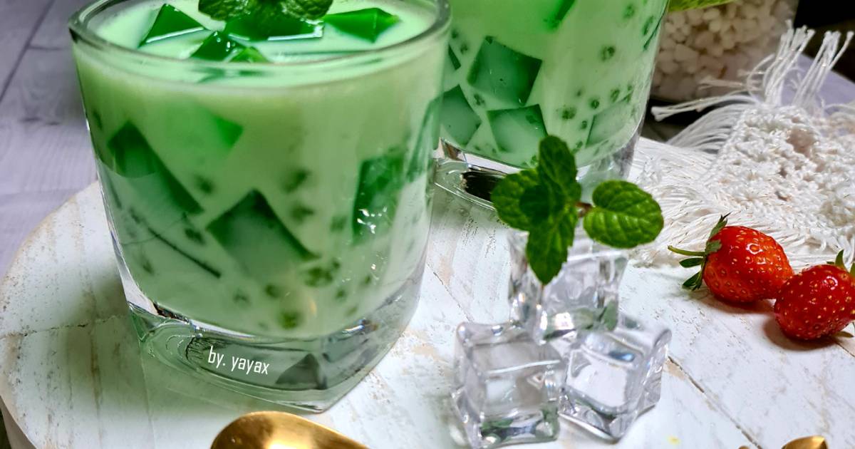 Resep Es Buko Pandan oleh Yayak W - Cookpad