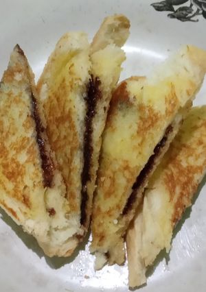 Resep Roti Bakar/Panggang Coklat Keju Simple oleh AISHA - Cookpad