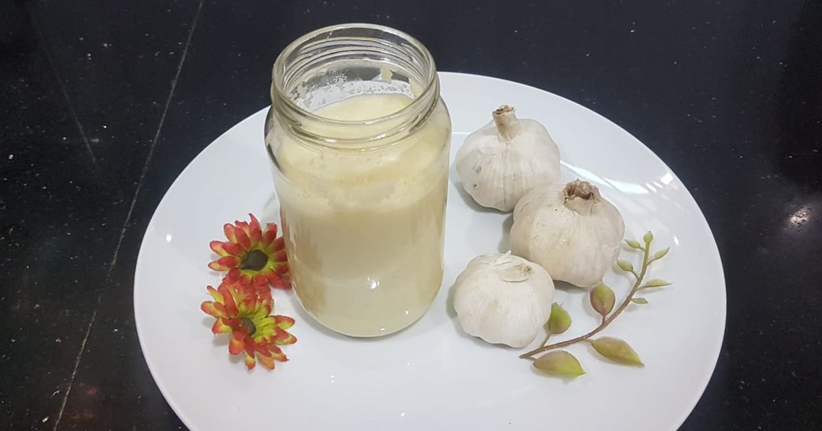 Garlic Paste Recipe by Humaira Saleem - Cookpad