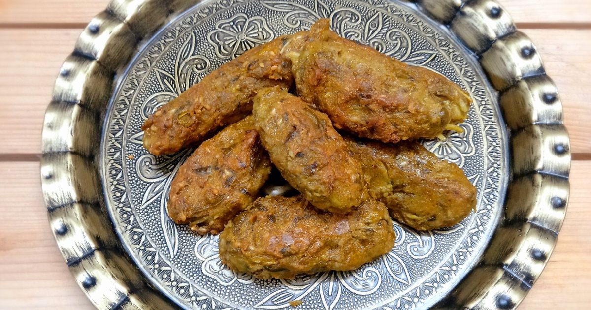 Non Fried Methi Muthiya Recipe by Shital Muranjan - Cookpad