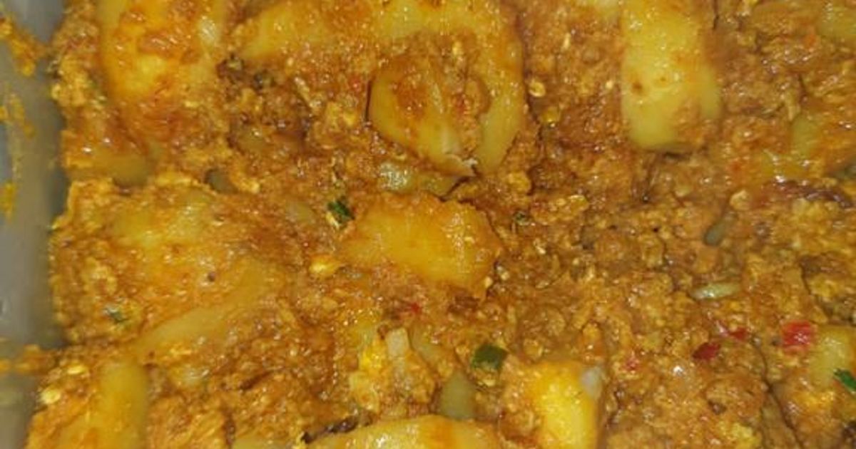 Jhatpat Anday Aloo Recipe by Rida Hamna - Cookpad