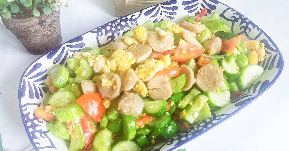 Resep Tumis Timun Telur Bakso oleh Chiensyn Kuliner - Cookpad