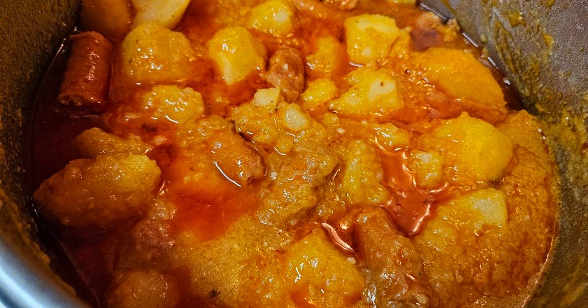 Chistorra con patatas facil Receta de Lorena Valencianeta🌺- Cookpad
