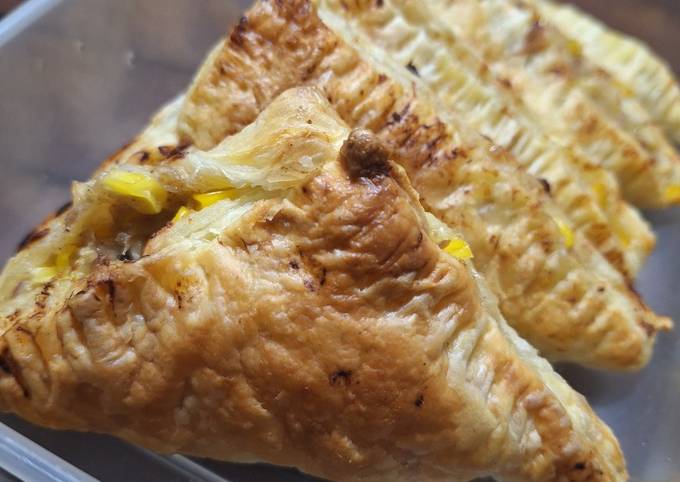Resep Tuna Puff Pastry Oleh Gisti Cookpad