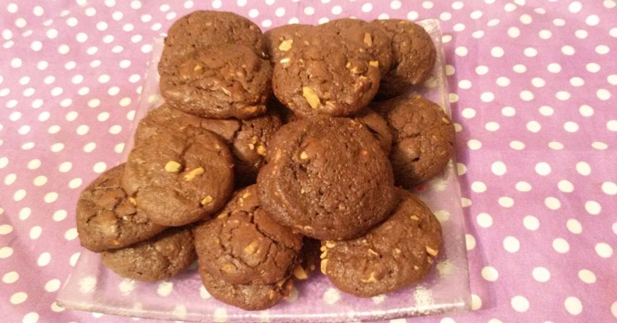 Galletitas De Maní Y Puro Chocolate Recipe by silvia dujan