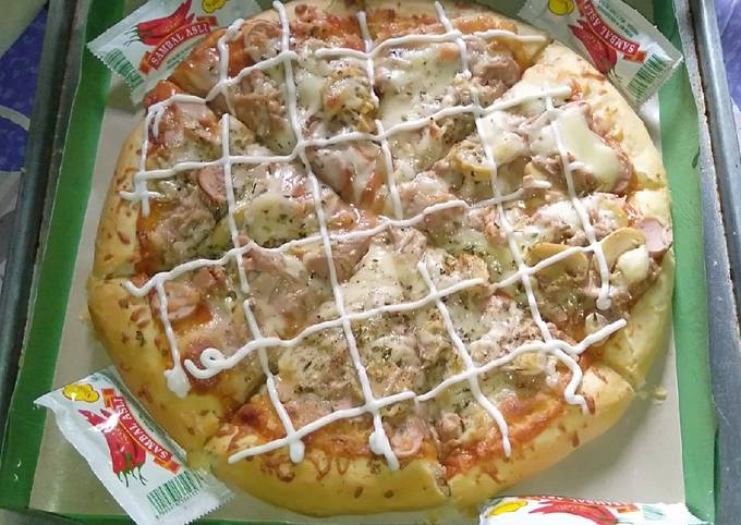 Resep Pizza ekonomis oleh thity diah - Cookpad Resep Pizza ekonomis oleh thity diah - Cookpad