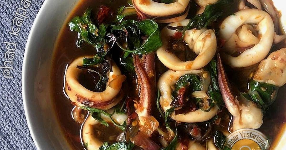 Resipi Phad Kapao Pla Murk Spicy Thai Basil Squid oleh Dapur ...