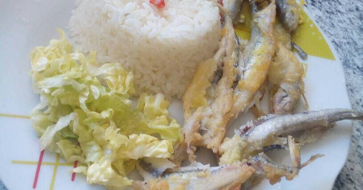 Pejerrey al ajo Receta de Mercedes Huaman Flores- Cookpad