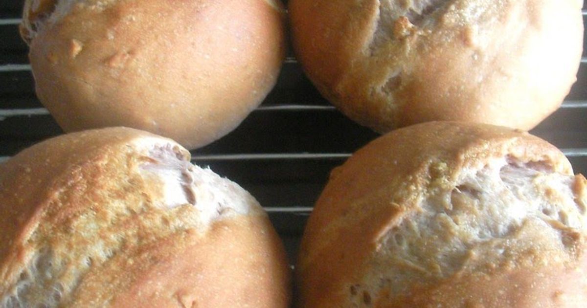 Red Wine Bread With Walnuts And Cream Cheese Made In A Bread Machine ...