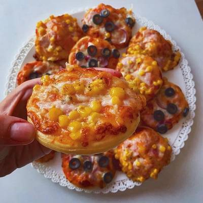 Mini pizza | Monika Śubová receptje - Cookpad receptek
