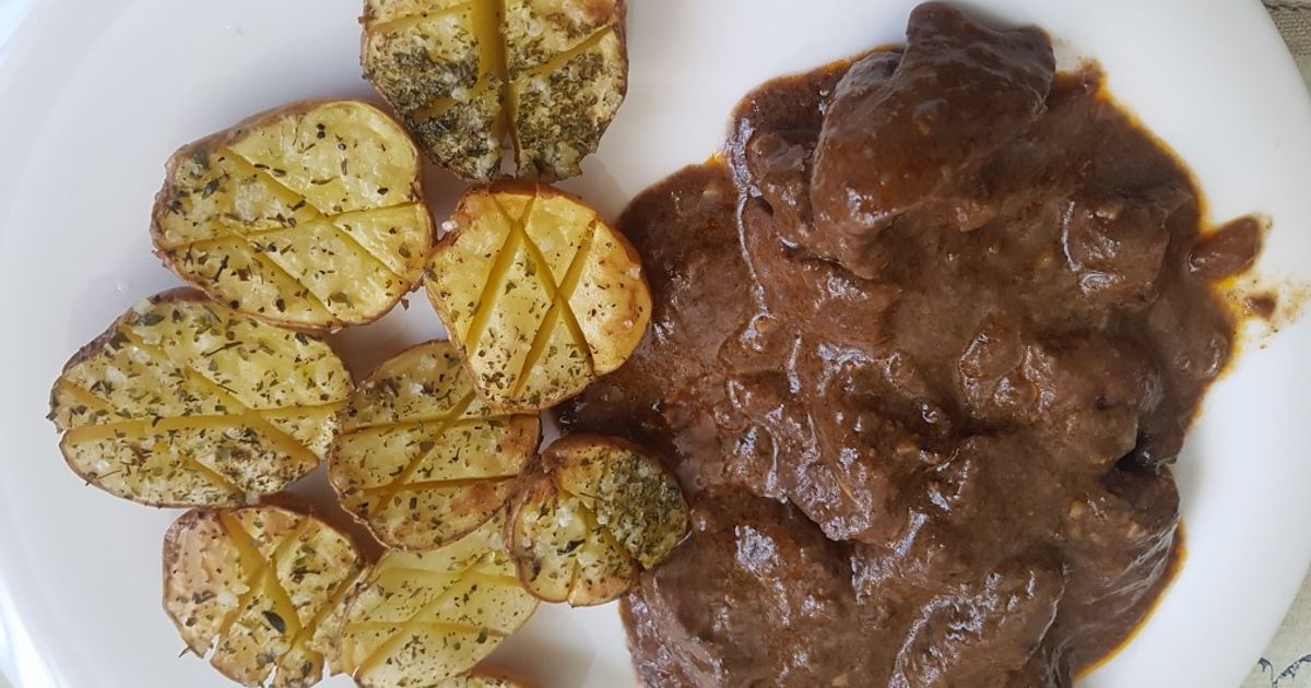 Higadito De Cerdo Con Patatas Al Horno Receta de Adri Harana- Cookpad